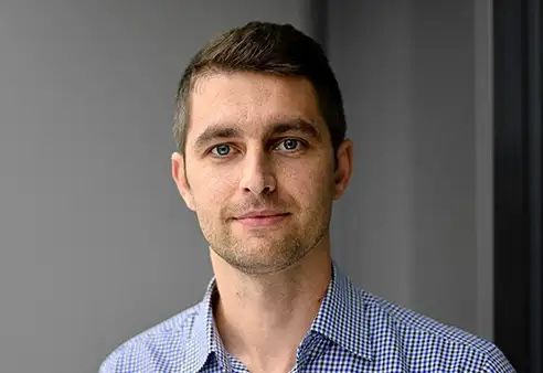 IISLAB | Peter Drotár